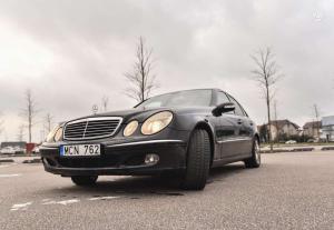 Melns Mercedes-Benz E 320 2004 Klaipėda, ar dzinēja tilpumu 3.20 L un nobraukumu 43 tūkst. km par 2000 €, foto 13 vietnē AUTOMOTO.COM.LV