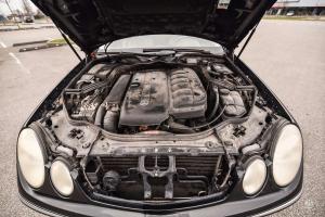 Melns Mercedes-Benz E 320 2004 Klaipėda, ar dzinēja tilpumu 3.20 L un nobraukumu 43 tūkst. km par 2000 €, foto 14 vietnē AUTOMOTO.COM.LV