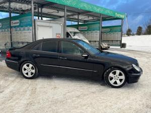 Black Mercedes-Benz E 320 2004 in Rezekne, with an engine capacity of 3.20 L and mileage of 0 thousand km for 3900 €, photo 6 on AUTOMOTO.COM.LV