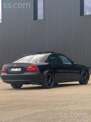 Black Mercedes-Benz E 320 2004 in Telschi, with an engine capacity of 3.20 L and mileage of 320 thousand km for 3500 €, photo 4 on AUTOMOTO.COM.LV