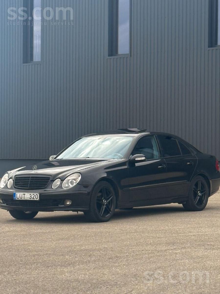 Black Mercedes-Benz E 320 2004 in Telschi, with an engine capacity of 3.20 L and mileage of 320 thousand km for 3500 €, photo 7 on AUTOMOTO.COM.LV