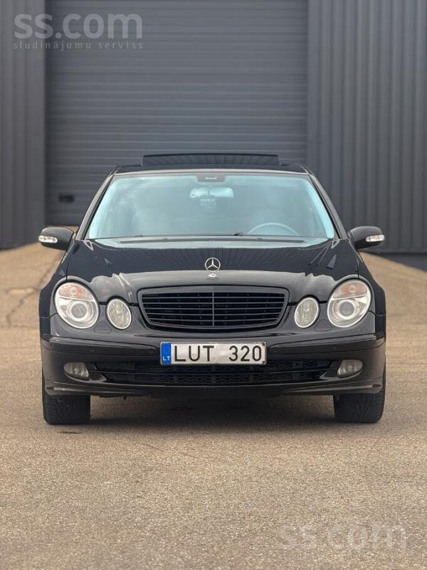 Black Mercedes-Benz E 320 2004 in Telschi, with an engine capacity of 3.20 L and mileage of 320 thousand km for 3500 €, photo 9 on AUTOMOTO.COM.LV