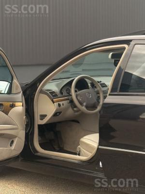 Black Mercedes-Benz E 320 2004 in Telschi, with an engine capacity of 3.20 L and mileage of 320 thousand km for 3500 €, photo 11 on AUTOMOTO.COM.LV