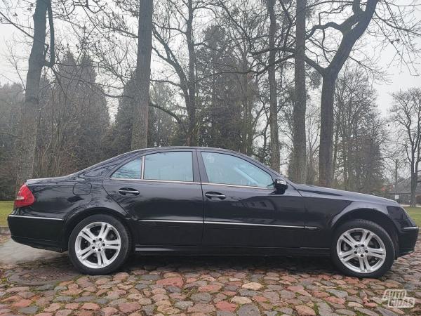 Black Mercedes-Benz E 320 2005 in Kaunas, with an engine capacity of 3.20 L and mileage of 340 thousand km for 2999 €, photo 4 on AUTOMOTO.COM.LV