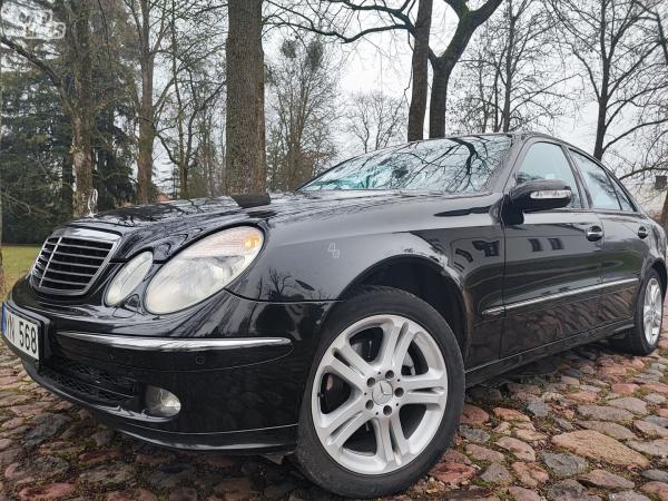 Black Mercedes-Benz E 320 2005 in Kaunas, with an engine capacity of 3.20 L and mileage of 340 thousand km for 2999 €, photo 9 on AUTOMOTO.COM.LV