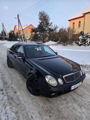 Black Mercedes-Benz E 320 2005 in Vilnius, with an engine capacity of 3.22 L and mileage of 246 thousand km for 2450 €, photo  on AUTOMOTO.COM.LV