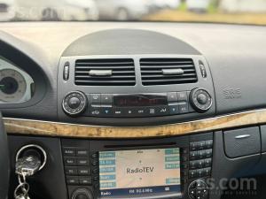 Black Mercedes-Benz E 320 2005 in Kuldiga, with an engine capacity of 3.00 L and mileage of 534 thousand km for 3990 €, photo 17 on AUTOMOTO.COM.LV