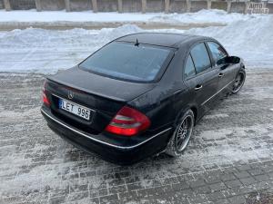 Melns Mercedes-Benz E 320 2006 Šilutė, ar dzinēja tilpumu 3.00 L un nobraukumu 350 tūkst. km par 1850 €, foto 4 vietnē AUTOMOTO.COM.LV
