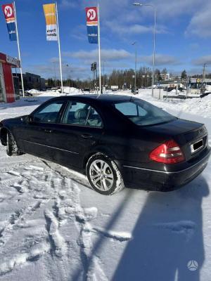 Melns Mercedes-Benz E 320 2006 Viļņa, ar dzinēja tilpumu 0.00 L un nobraukumu 302 tūkst. km par 3499 €, foto 8 vietnē AUTOMOTO.COM.LV