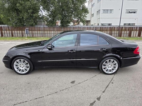 Melns Mercedes-Benz E 320 2006 Marijampole, ar dzinēja tilpumu 2.99 L un nobraukumu 437 tūkst. km par 5000 €, foto 4 vietnē AUTOMOTO.COM.LV