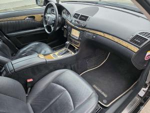 Melns Mercedes-Benz E 320 2006 Marijampole, ar dzinēja tilpumu 2.99 L un nobraukumu 437 tūkst. km par 5000 €, foto 11 vietnē AUTOMOTO.COM.LV