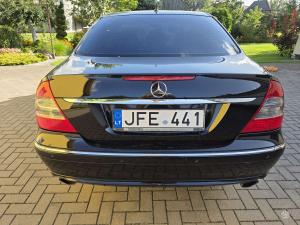 Melns Mercedes-Benz E 320 2006 Marijampole, ar dzinēja tilpumu 2.99 L un nobraukumu 437 tūkst. km par 5000 €, foto 27 vietnē AUTOMOTO.COM.LV