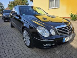 Melns Mercedes-Benz E 320 2006 Marijampole, ar dzinēja tilpumu 2.99 L un nobraukumu 437 tūkst. km par 5000 €, foto 30 vietnē AUTOMOTO.COM.LV