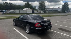 Черный Мерседес Е 320 2007 в Даугавпилс, объемом двигателя 3.00 л и пробегом 295 тыс. км за 5450 €, фото 5 на AUTOMOTO.COM.LV
