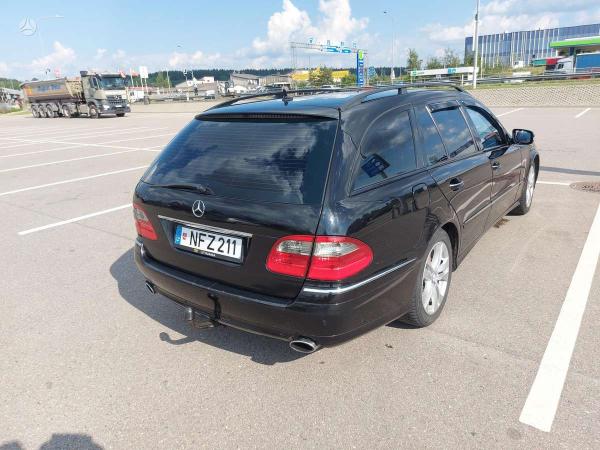Black Mercedes-Benz E 320 2007 in Vilnius, with an engine capacity of 3.20 L and mileage of 340 thousand km for 3400 €, photo 3 on AUTOMOTO.COM.LV
