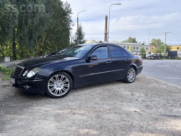 Melns Mercedes-Benz E 320 2007 Rīga, ar dzinēja tilpumu 3.00 L un nobraukumu 382 tūkst. km par 4400 €, foto 1 vietnē AUTOMOTO.COM.LV