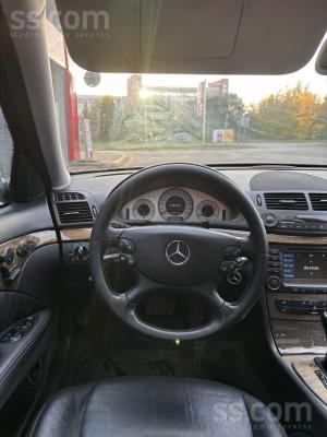 Melns Mercedes-Benz E 320 2007 Rīga, ar dzinēja tilpumu 3.00 L un nobraukumu 382 tūkst. km par 4400 €, foto 9 vietnē AUTOMOTO.COM.LV