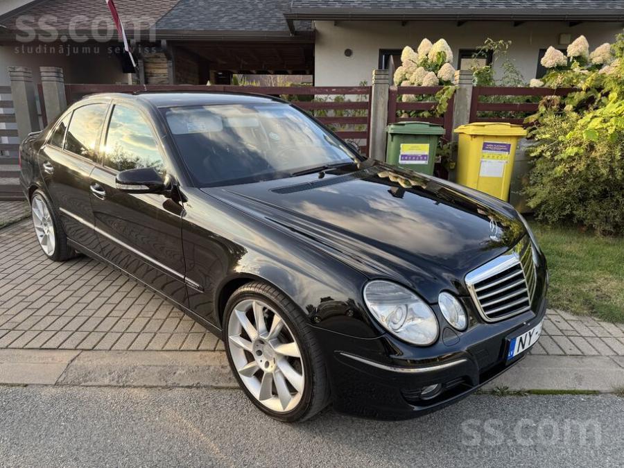 Black Mercedes-Benz E 320 2007 in Riga, with an engine capacity of 3.00 L and mileage of 255 thousand km for 10999 €, photo 29 on AUTOMOTO.COM.LV