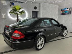 Черный Мерседес Е 320 2007 в Каунас, объемом двигателя 3.00 л и пробегом 302 тыс. км за 5150 €, фото 3 на AUTOMOTO.COM.LV