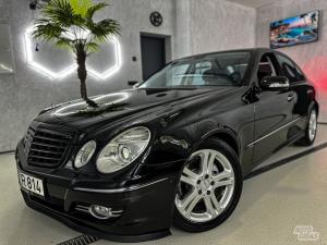 Черный Мерседес Е 320 2007 в Каунас, объемом двигателя 3.00 л и пробегом 302 тыс. км за 5150 €, фото 4 на AUTOMOTO.COM.LV