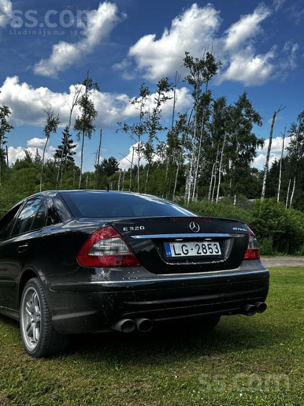 Melns Mercedes-Benz E 320 2008 Rēzekne, ar dzinēja tilpumu 3.00 L un nobraukumu 411 tūkst. km par 4500 €, foto 3 vietnē AUTOMOTO.COM.LV