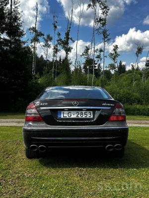 Melns Mercedes-Benz E 320 2008 Rēzekne, ar dzinēja tilpumu 3.00 L un nobraukumu 411 tūkst. km par 4500 €, foto 5 vietnē AUTOMOTO.COM.LV
