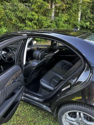 Melns Mercedes-Benz E 320 2008 Rēzekne, ar dzinēja tilpumu 3.00 L un nobraukumu 411 tūkst. km par 4500 €, foto 14 vietnē AUTOMOTO.COM.LV