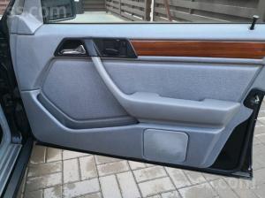 Melns Mercedes-Benz E 320 1994 Rīga, ar dzinēja tilpumu 3.20 L un nobraukumu 270 tūkst. km par 10900 €, foto 11 vietnē AUTOMOTO.COM.LV