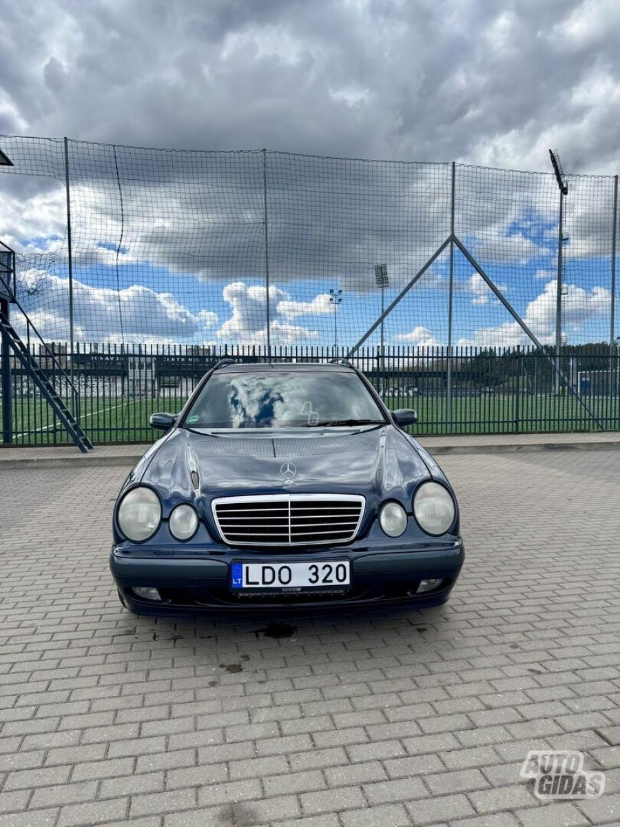 Melns Mercedes-Benz E 320 2002 Jonava, ar dzinēja tilpumu 3.20 L un nobraukumu 296 tūkst. km par 3900 €, foto 9 vietnē AUTOMOTO.COM.LV