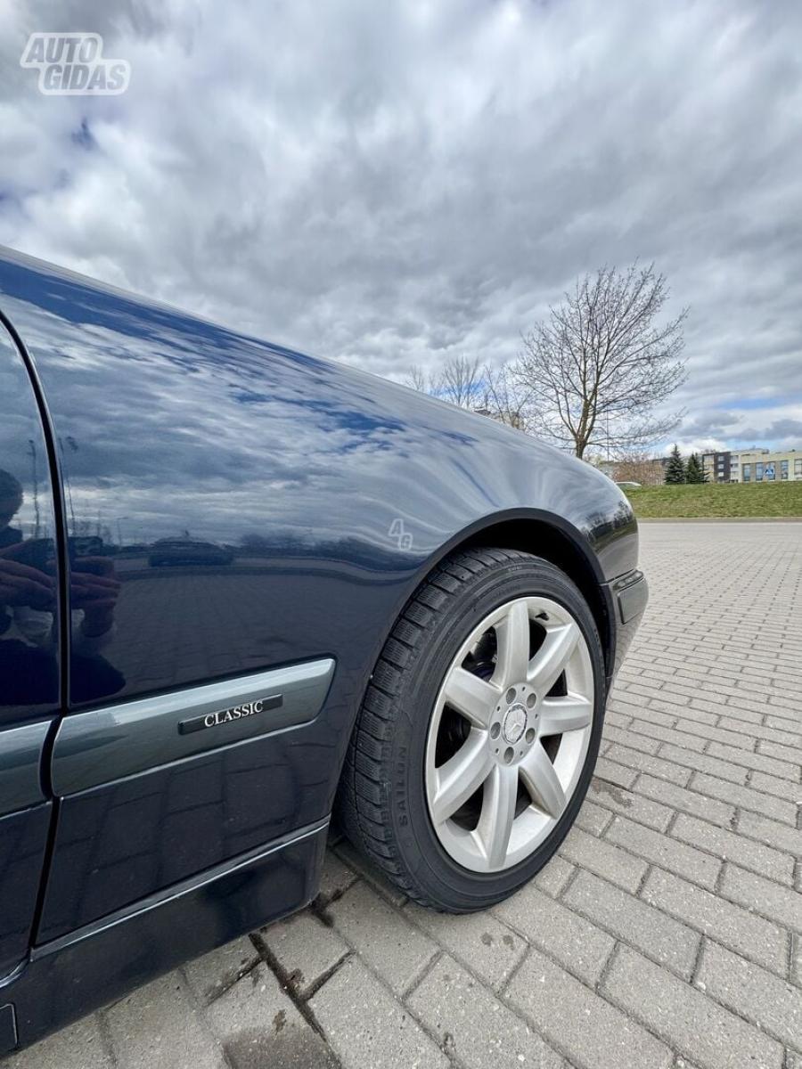 Melns Mercedes-Benz E 320 2002 Jonava, ar dzinēja tilpumu 3.20 L un nobraukumu 296 tūkst. km par 3900 €, foto 11 vietnē AUTOMOTO.COM.LV