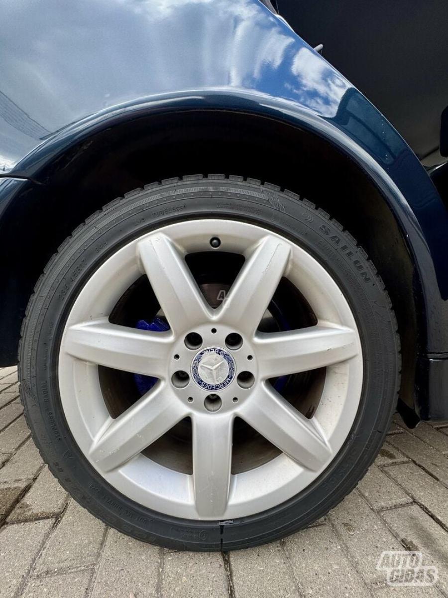 Melns Mercedes-Benz E 320 2002 Jonava, ar dzinēja tilpumu 3.20 L un nobraukumu 296 tūkst. km par 3900 €, foto 26 vietnē AUTOMOTO.COM.LV