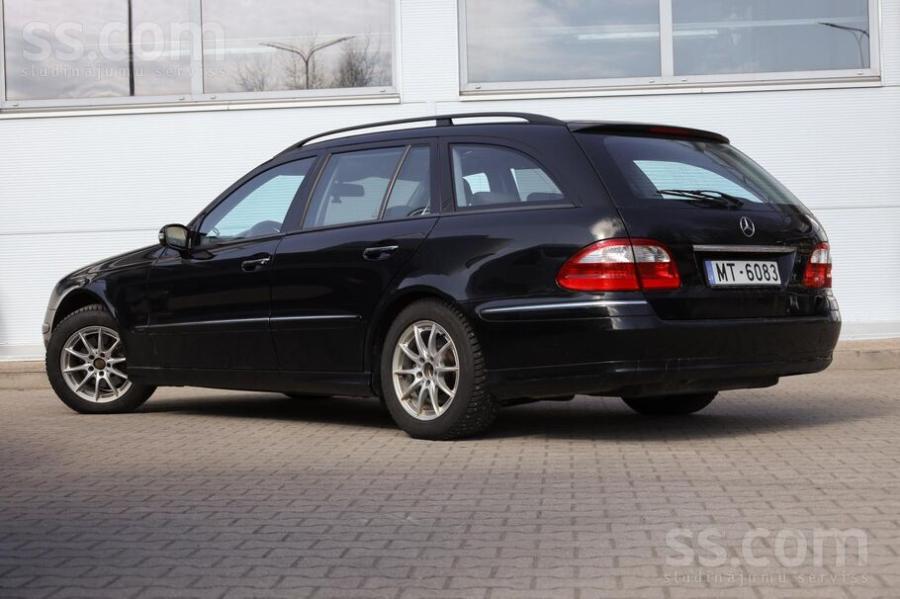 Black Mercedes-Benz E 320 2004 in Riga, with an engine capacity of 3.20 L and mileage of 0 thousand km for 2295 €, photo 5 on AUTOMOTO.COM.LV