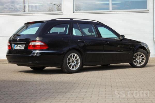 Black Mercedes-Benz E 320 2004 in Riga, with an engine capacity of 3.20 L and mileage of 0 thousand km for 2295 €, photo 6 on AUTOMOTO.COM.LV