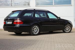 Black Mercedes-Benz E 320 2004 in Riga, with an engine capacity of 3.20 L and mileage of 0 thousand km for 2295 €, photo 7 on AUTOMOTO.COM.LV