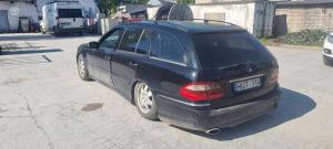 Melns Mercedes-Benz E 320 2004 Viļņa, ar dzinēja tilpumu 3.22 L un nobraukumu 508 tūkst. km par 1000 €, foto 7 vietnē AUTOMOTO.COM.LV