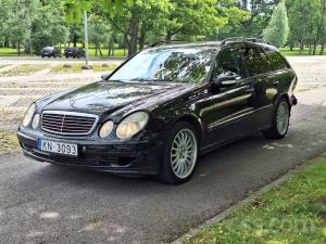Melns Mercedes-Benz E 320 2004 Ventspils, ar dzinēja tilpumu 3.20 L un nobraukumu 591 tūkst. km par 990 €, foto  vietnē AUTOMOTO.COM.LV