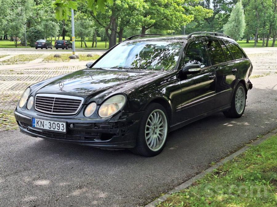 Melns Mercedes-Benz E 320 2004 Ventspils, ar dzinēja tilpumu 3.20 L un nobraukumu 591 tūkst. km par 990 €, foto 1 vietnē AUTOMOTO.COM.LV
