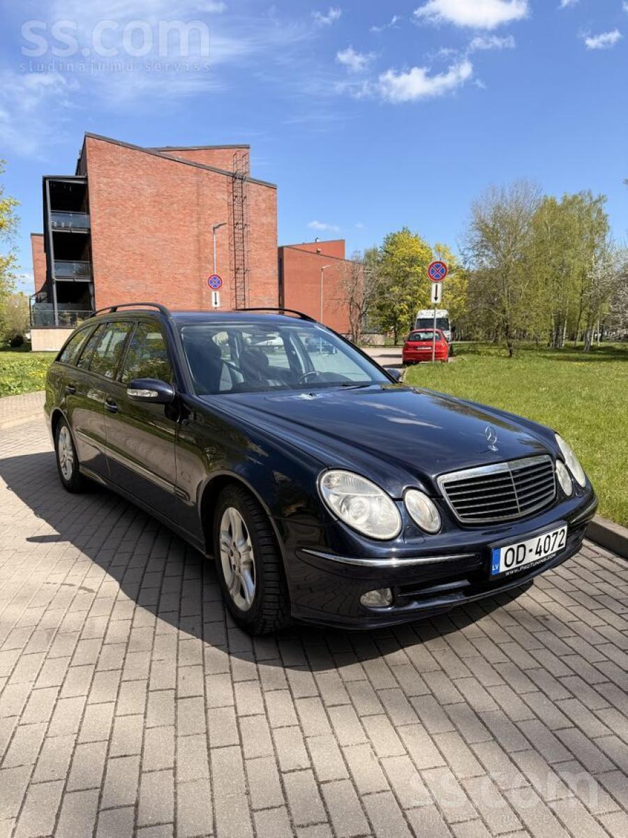 Black Mercedes-Benz E 320 2004 in Liepaja, with an engine capacity of 3.20 L and mileage of 362 thousand km for 3000 €, photo 6 on AUTOMOTO.COM.LV