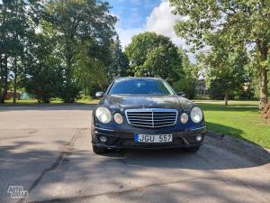 Black Mercedes-Benz E 320 2004 in Joniskis, with an engine capacity of 3.20 L and mileage of 330 thousand km for 1200 €, photo 4 on AUTOMOTO.COM.LV