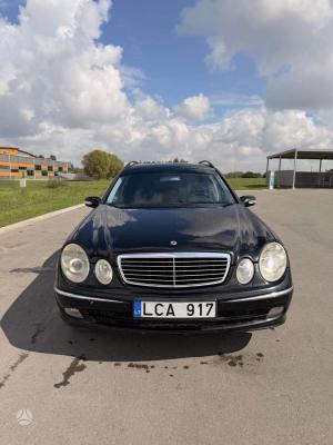 Black Mercedes-Benz E 320 2004 in Pasvalys, with an engine capacity of 0.00 L and mileage of 469 thousand km for 1450 €, photo 4 on AUTOMOTO.COM.LV