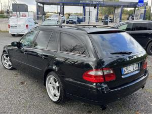 Черный Мерседес Е 320 2004 в Каунас, объемом двигателя 3.20 л и пробегом 0 тыс. км за 1700 €, фото 13 на AUTOMOTO.COM.LV
