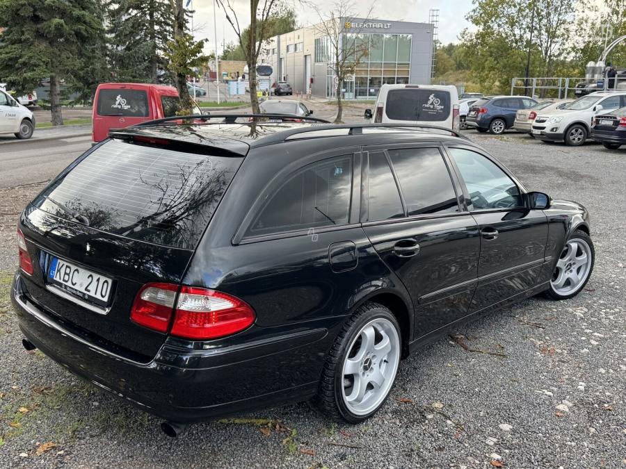 Черный Мерседес Е 320 2004 в Каунас, объемом двигателя 3.20 л и пробегом 0 тыс. км за 1700 €, фото 15 на AUTOMOTO.COM.LV