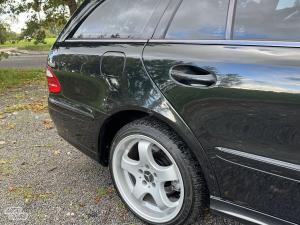 Черный Мерседес Е 320 2004 в Каунас, объемом двигателя 3.20 л и пробегом 0 тыс. км за 1700 €, фото 19 на AUTOMOTO.COM.LV