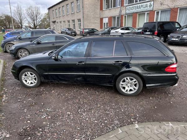 Melns Mercedes-Benz E 320 2005 Cēsis, ar dzinēja tilpumu 3.20 L un nobraukumu 238 tūkst. km par 3500 €, foto 4 vietnē AUTOMOTO.COM.LV