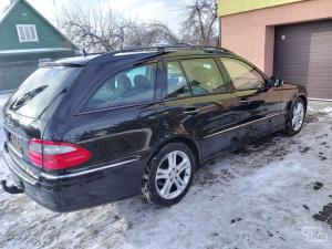 Melns Mercedes-Benz E 320 2006 Viļņa, ar dzinēja tilpumu 3.00 L un nobraukumu 250 tūkst. km par 3900 €, foto 9 vietnē AUTOMOTO.COM.LV