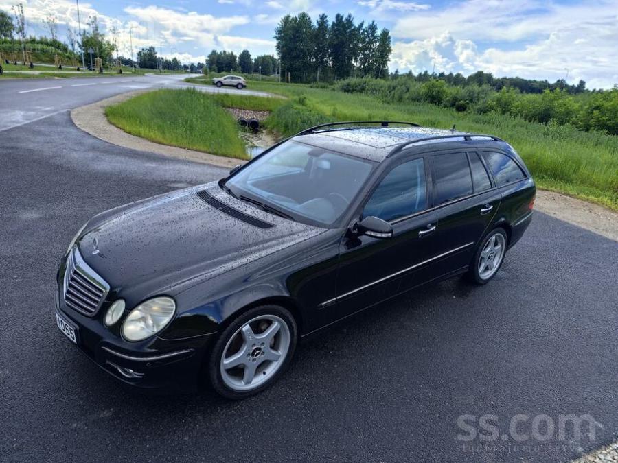 Melns Mercedes-Benz E 320 2006 Jelgava, ar dzinēja tilpumu 3.00 L un nobraukumu 399 tūkst. km par 4250 €, foto 1 vietnē AUTOMOTO.COM.LV