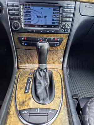 Melns Mercedes-Benz E 320 2006 Jelgava, ar dzinēja tilpumu 3.00 L un nobraukumu 399 tūkst. km par 4250 €, foto 8 vietnē AUTOMOTO.COM.LV