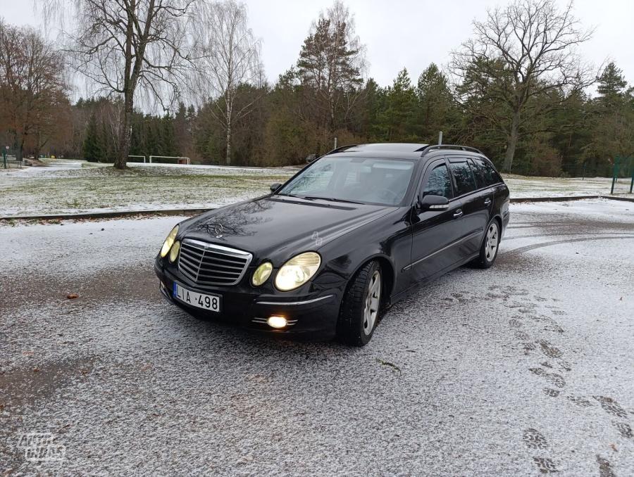 Black Mercedes-Benz E 320 2007 in Vilnius, with an engine capacity of 3.00 L and mileage of 357 thousand km for 2850 €, photo 3 on AUTOMOTO.COM.LV