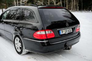 Melns Mercedes-Benz E 320 2007 Mažeikiai, ar dzinēja tilpumu 2.99 L un nobraukumu 331 tūkst. km par 5000 €, foto 16 vietnē AUTOMOTO.COM.LV