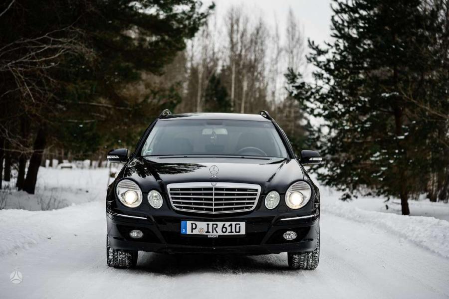 Melns Mercedes-Benz E 320 2007 Mažeikiai, ar dzinēja tilpumu 2.99 L un nobraukumu 331 tūkst. km par 5000 €, foto 20 vietnē AUTOMOTO.COM.LV